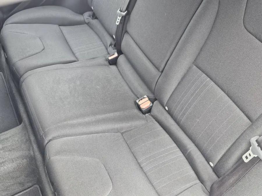 Black Volvo V60 2012 in Jekabpils, with an engine capacity of 1.60 L and mileage of 225 thousand km for 6390 €, photo 17 on AUTOMOTO.COM.LV