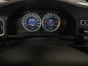 Black Volvo V60 2012 in Jekabpils, with an engine capacity of 1.60 L and mileage of 225 thousand km for 6390 €, photo 31 on AUTOMOTO.COM.LV