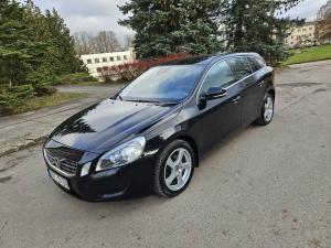 Черный Вольво B60 2012 в Екабпилс, объемом двигателя 2.00 л и пробегом 261 тыс. км за 6990 €, фото  на AUTOMOTO.COM.LV