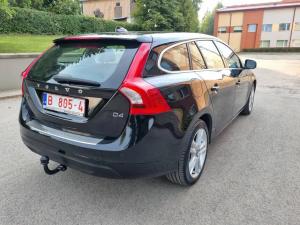 Melns Volvo V60 2012 Jēkabpils, ar dzinēja tilpumu 2.00 L un nobraukumu 239 tūkst. km par 7400 €, foto 9 vietnē AUTOMOTO.COM.LV