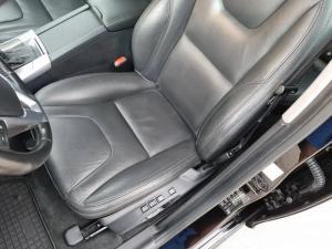 Melns Volvo V60 2012 Jēkabpils, ar dzinēja tilpumu 2.00 L un nobraukumu 239 tūkst. km par 7400 €, foto 15 vietnē AUTOMOTO.COM.LV