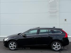 Черный Вольво B60 2012 в Таллин, объемом двигателя 2.00 л и пробегом 250 тыс. км за 7150 €, фото 6 на AUTOMOTO.COM.LV