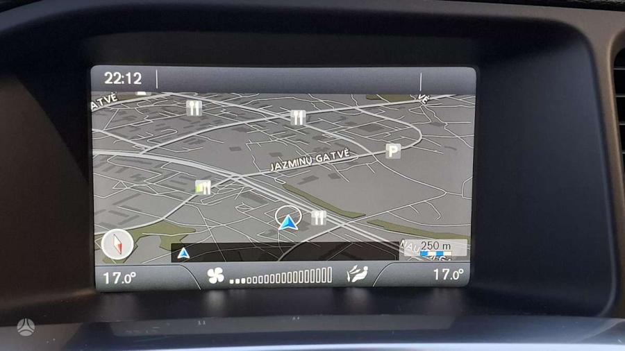 Melns Volvo V60 2012 Alīta, ar dzinēja tilpumu 1.98 L un nobraukumu 248 tūkst. km par 5250 €, foto 12 vietnē AUTOMOTO.COM.LV