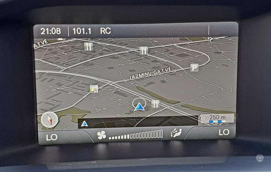 Melns Volvo V60 2012 Alīta, ar dzinēja tilpumu 1.98 L un nobraukumu 248 tūkst. km par 5250 €, foto 18 vietnē AUTOMOTO.COM.LV