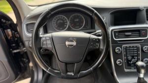 Black Volvo V60 2012 in Vilnius, with an engine capacity of 1.56 L and mileage of 344 thousand km for 3950 €, photo 16 on AUTOMOTO.COM.LV