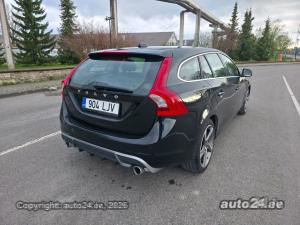 Черный Вольво B60 2012 в Пайде, объемом двигателя 2.00 л и пробегом 295 тыс. км за 6890 €, фото 5 на AUTOMOTO.COM.LV