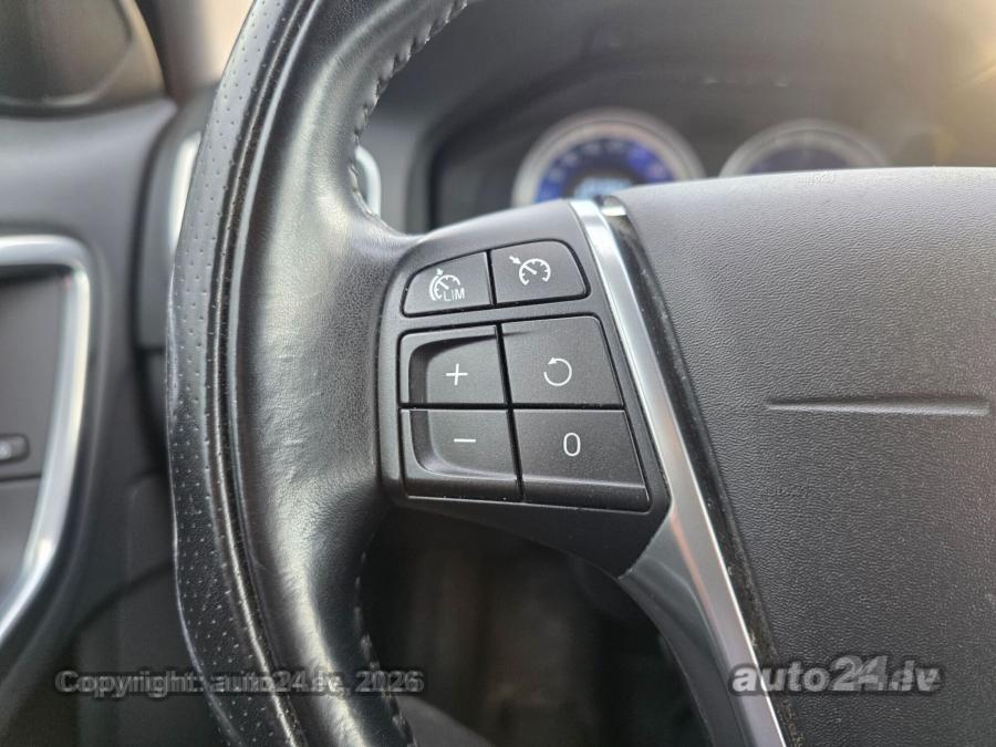 Черный Вольво B60 2012 в Пайде, объемом двигателя 2.00 л и пробегом 295 тыс. км за 6890 €, фото 25 на AUTOMOTO.COM.LV