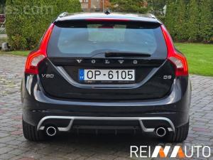 Melns Volvo V60 2012 Rīga, ar dzinēja tilpumu 2.00 L un nobraukumu 347 tūkst. km par 6350 €, foto 5 vietnē AUTOMOTO.COM.LV