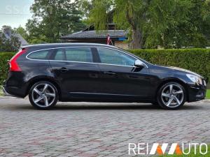 Melns Volvo V60 2012 Rīga, ar dzinēja tilpumu 2.00 L un nobraukumu 347 tūkst. km par 6350 €, foto 7 vietnē AUTOMOTO.COM.LV