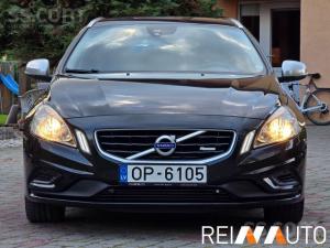 Melns Volvo V60 2012 Rīga, ar dzinēja tilpumu 2.00 L un nobraukumu 347 tūkst. km par 6350 €, foto 9 vietnē AUTOMOTO.COM.LV