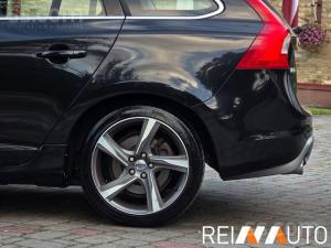 Melns Volvo V60 2012 Rīga, ar dzinēja tilpumu 2.00 L un nobraukumu 347 tūkst. km par 6350 €, foto 11 vietnē AUTOMOTO.COM.LV