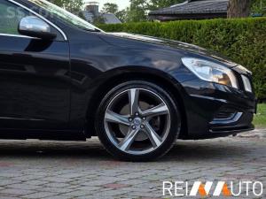 Melns Volvo V60 2012 Rīga, ar dzinēja tilpumu 2.00 L un nobraukumu 347 tūkst. km par 6350 €, foto 13 vietnē AUTOMOTO.COM.LV