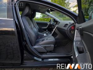 Melns Volvo V60 2012 Rīga, ar dzinēja tilpumu 2.00 L un nobraukumu 347 tūkst. km par 6350 €, foto 22 vietnē AUTOMOTO.COM.LV