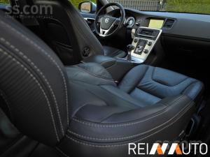 Melns Volvo V60 2012 Rīga, ar dzinēja tilpumu 2.00 L un nobraukumu 347 tūkst. km par 6350 €, foto 23 vietnē AUTOMOTO.COM.LV