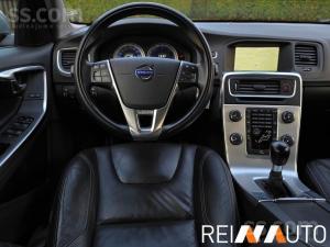 Melns Volvo V60 2012 Rīga, ar dzinēja tilpumu 2.00 L un nobraukumu 347 tūkst. km par 6350 €, foto 27 vietnē AUTOMOTO.COM.LV