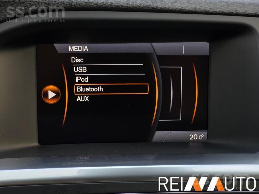 Melns Volvo V60 2012 Rīga, ar dzinēja tilpumu 2.00 L un nobraukumu 347 tūkst. km par 6350 €, foto 31 vietnē AUTOMOTO.COM.LV