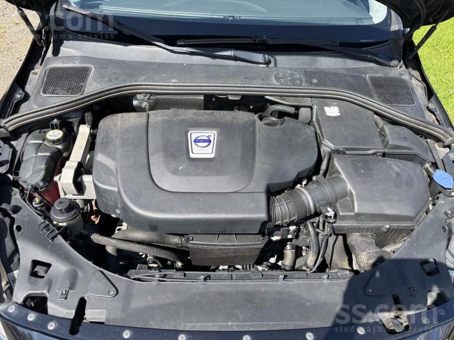Melns Volvo V60 2012 Ogre, ar dzinēja tilpumu 2.00 L un nobraukumu 332 tūkst. km par 5100 €, foto 18 vietnē AUTOMOTO.COM.LV
