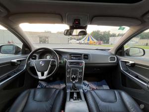 Melns Volvo V60 2012 Raseiniai, ar dzinēja tilpumu 1.98 L un nobraukumu 318 tūkst. km par 5799 €, foto 10 vietnē AUTOMOTO.COM.LV