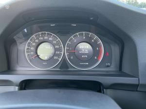 Melns Volvo V60 2012 Raseiniai, ar dzinēja tilpumu 1.98 L un nobraukumu 318 tūkst. km par 5799 €, foto 12 vietnē AUTOMOTO.COM.LV