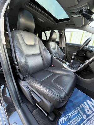 Melns Volvo V60 2012 Raseiniai, ar dzinēja tilpumu 1.98 L un nobraukumu 318 tūkst. km par 5799 €, foto 24 vietnē AUTOMOTO.COM.LV