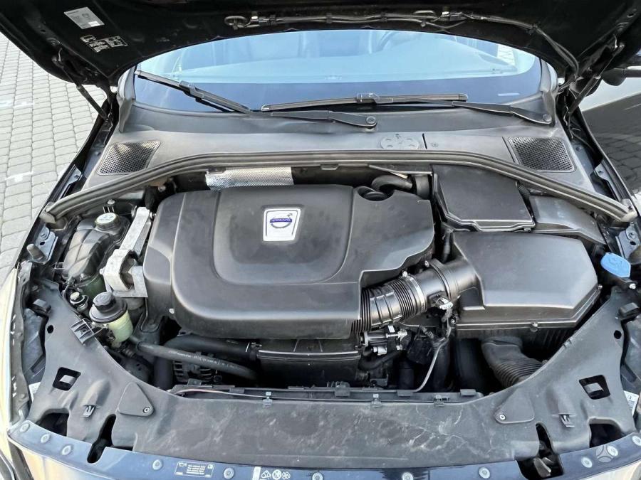 Melns Volvo V60 2012 Raseiniai, ar dzinēja tilpumu 1.98 L un nobraukumu 318 tūkst. km par 5799 €, foto 29 vietnē AUTOMOTO.COM.LV