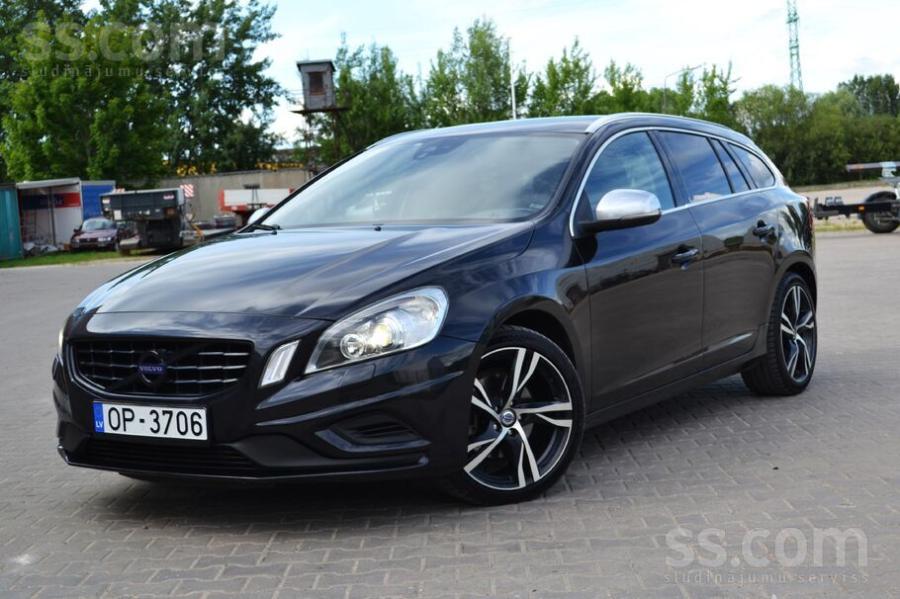 Melns Volvo V60 2012 Jelgava, ar dzinēja tilpumu 1.60 L un nobraukumu 0 tūkst. km par 6390 €, foto 3 vietnē AUTOMOTO.COM.LV