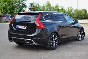 Melns Volvo V60 2012 Jelgava, ar dzinēja tilpumu 1.60 L un nobraukumu 0 tūkst. km par 6390 €, foto 4 vietnē AUTOMOTO.COM.LV