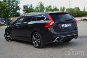 Melns Volvo V60 2012 Jelgava, ar dzinēja tilpumu 1.60 L un nobraukumu 0 tūkst. km par 6390 €, foto 5 vietnē AUTOMOTO.COM.LV