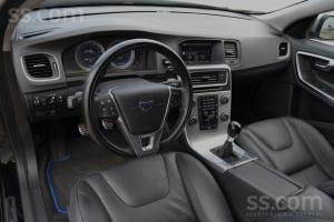 Melns Volvo V60 2012 Jelgava, ar dzinēja tilpumu 1.60 L un nobraukumu 0 tūkst. km par 6390 €, foto 8 vietnē AUTOMOTO.COM.LV