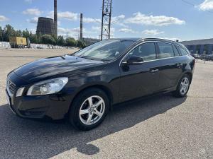 Melns Volvo V60 2012 Kauņa, ar dzinēja tilpumu 1.56 L un nobraukumu 267 tūkst. km par 5800 €, foto 13 vietnē AUTOMOTO.COM.LV