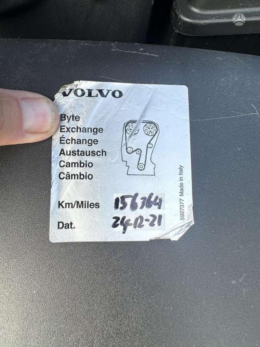 Melns Volvo V60 2012 Kauņa, ar dzinēja tilpumu 1.56 L un nobraukumu 267 tūkst. km par 5800 €, foto 23 vietnē AUTOMOTO.COM.LV