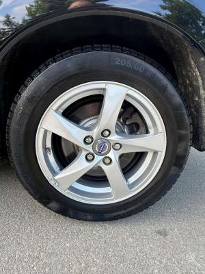 Melns Volvo V60 2012 Kauņa, ar dzinēja tilpumu 1.56 L un nobraukumu 267 tūkst. km par 5800 €, foto 25 vietnē AUTOMOTO.COM.LV