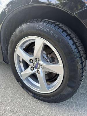Melns Volvo V60 2012 Kauņa, ar dzinēja tilpumu 1.56 L un nobraukumu 267 tūkst. km par 5800 €, foto 33 vietnē AUTOMOTO.COM.LV