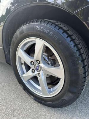 Melns Volvo V60 2012 Kauņa, ar dzinēja tilpumu 1.56 L un nobraukumu 267 tūkst. km par 5800 €, foto 34 vietnē AUTOMOTO.COM.LV
