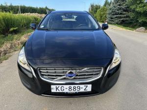 Melns Volvo V60 2012 Kauņa, ar dzinēja tilpumu 1.56 L un nobraukumu 267 tūkst. km par 5800 €, foto 40 vietnē AUTOMOTO.COM.LV
