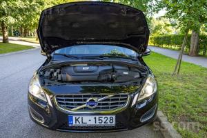Черный Вольво B60 2012 в Лимбажи, объемом двигателя 2.00 л и пробегом 302 тыс. км за 5700 €, фото 15 на AUTOMOTO.COM.LV