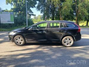 Черный Вольво B60 2012 в Огре, объемом двигателя 1.60 л и пробегом 293 тыс. км за 3200 €, фото 3 на AUTOMOTO.COM.LV