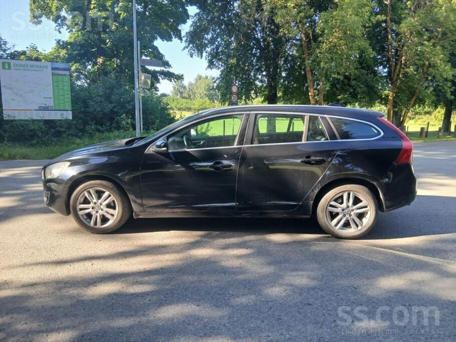 Черный Вольво B60 2012 в Огре, объемом двигателя 1.60 л и пробегом 293 тыс. км за 3200 €, фото 3 на AUTOMOTO.COM.LV