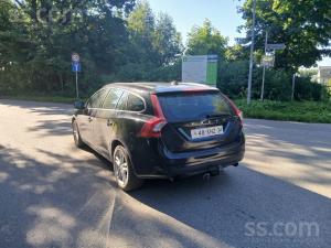 Черный Вольво B60 2012 в Огре, объемом двигателя 1.60 л и пробегом 293 тыс. км за 3200 €, фото 4 на AUTOMOTO.COM.LV