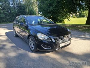 Черный Вольво B60 2012 в Огре, объемом двигателя 1.60 л и пробегом 293 тыс. км за 3200 €, фото 7 на AUTOMOTO.COM.LV