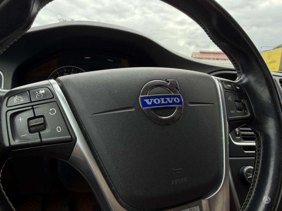 Черный Вольво B60 2012 в Каунас, объемом двигателя 1.60 л и пробегом 201 тыс. км за 5000 €, фото 11 на AUTOMOTO.COM.LV