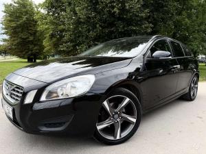 Melns Volvo V60 2012 Kauņa, ar dzinēja tilpumu 1.60 L un nobraukumu 205 tūkst. km par 4850 €, foto 3 vietnē AUTOMOTO.COM.LV