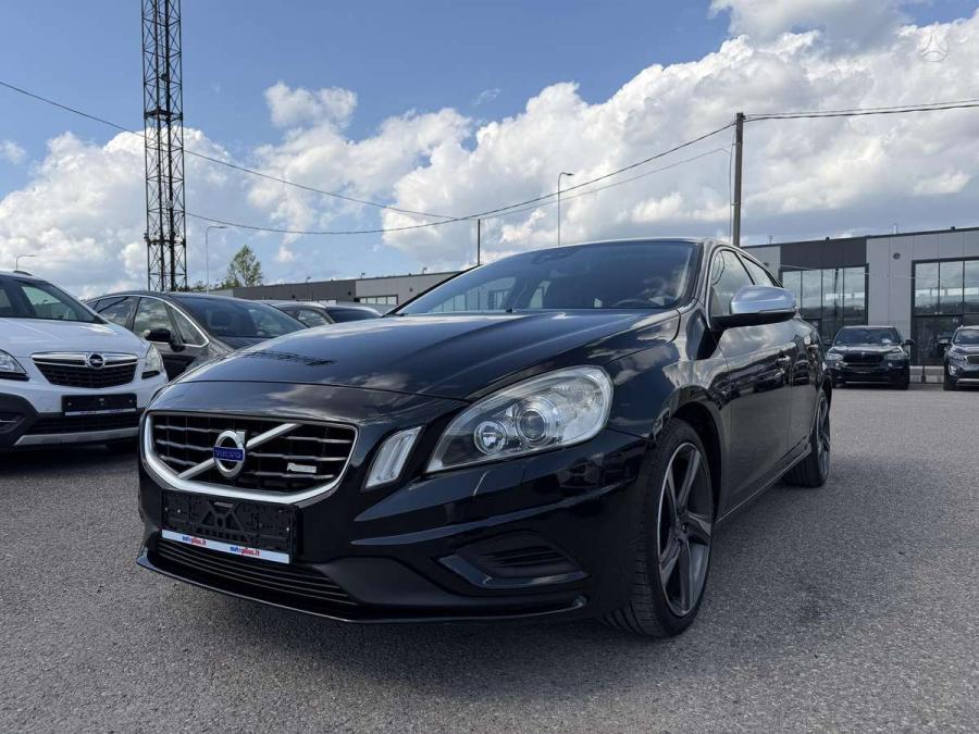 Melns Volvo V60 2012 Kauņa, ar dzinēja tilpumu 1.98 L un nobraukumu 275 tūkst. km par 6999 €, foto 3 vietnē AUTOMOTO.COM.LV