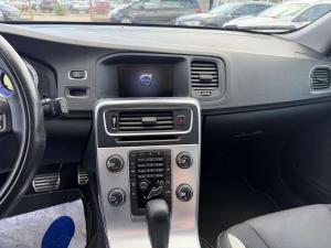 Melns Volvo V60 2012 Kauņa, ar dzinēja tilpumu 1.98 L un nobraukumu 275 tūkst. km par 6999 €, foto 17 vietnē AUTOMOTO.COM.LV