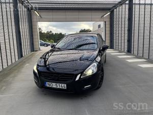 Черный Вольво B60 2012 в Рига, объемом двигателя 2.40 л и пробегом 331 тыс. км за 6900 €, фото 5 на AUTOMOTO.COM.LV