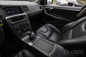 Черный Вольво B60 2012 в Елгава, объемом двигателя 2.00 л и пробегом 0 тыс. км за 6650 €, фото 19 на AUTOMOTO.COM.LV