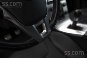 Melns Volvo V60 2012 Jelgava, ar dzinēja tilpumu 1.60 L un nobraukumu 0 tūkst. km par 5650 €, foto 11 vietnē AUTOMOTO.COM.LV