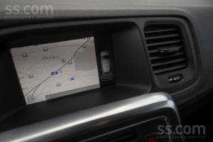Melns Volvo V60 2012 Jelgava, ar dzinēja tilpumu 1.60 L un nobraukumu 0 tūkst. km par 5650 €, foto 13 vietnē AUTOMOTO.COM.LV