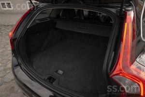 Melns Volvo V60 2012 Jelgava, ar dzinēja tilpumu 1.60 L un nobraukumu 0 tūkst. km par 5650 €, foto 22 vietnē AUTOMOTO.COM.LV