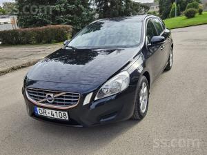Black Volvo V60 2012 in Jekabpils, with an engine capacity of 2.00 L and mileage of 269 thousand km for 6290 €, photo 3 on AUTOMOTO.COM.LV